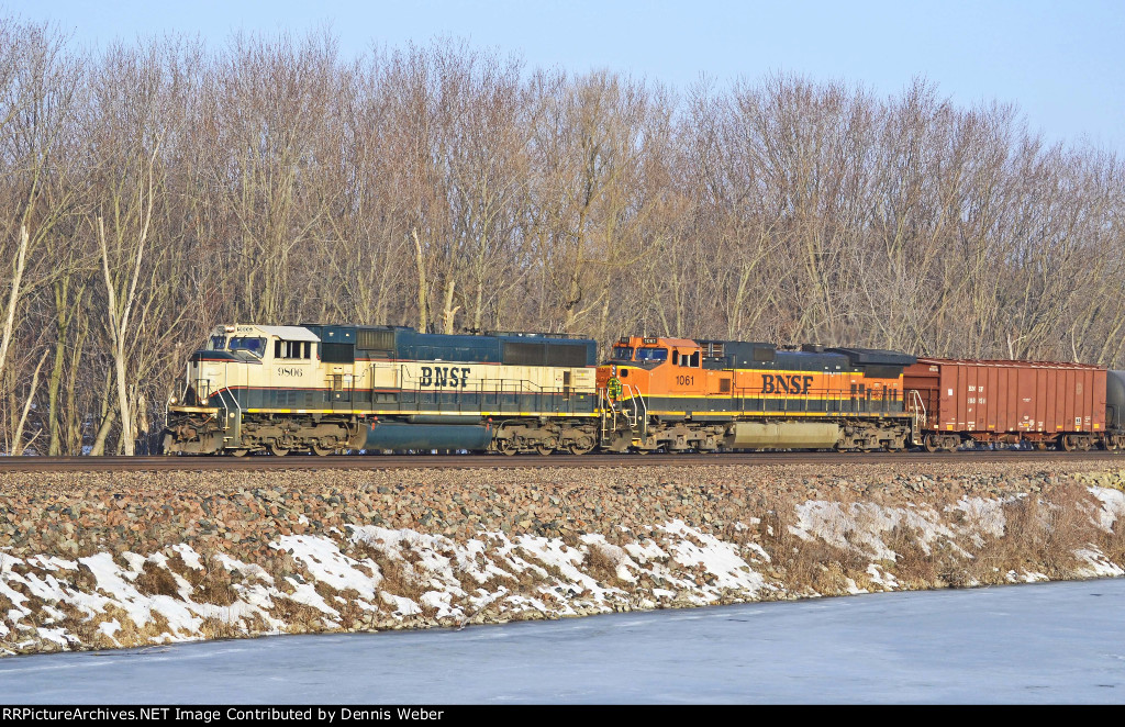 BNSF 9806, BNSF's Aurora Sub.